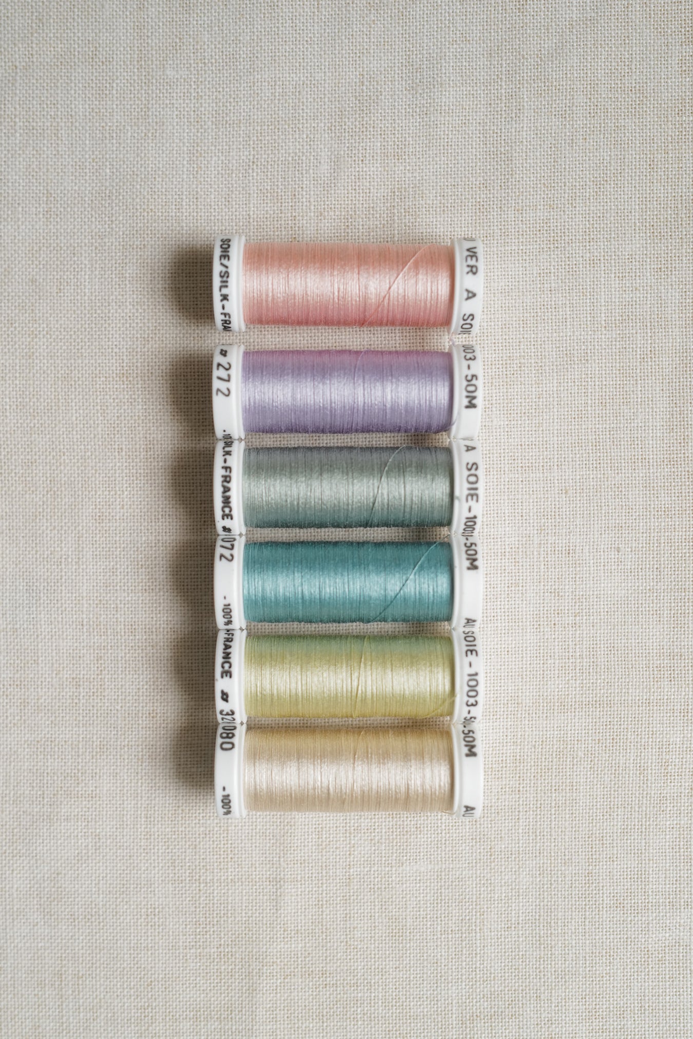 Au Ver à Soie (Silk house) – The French Needle