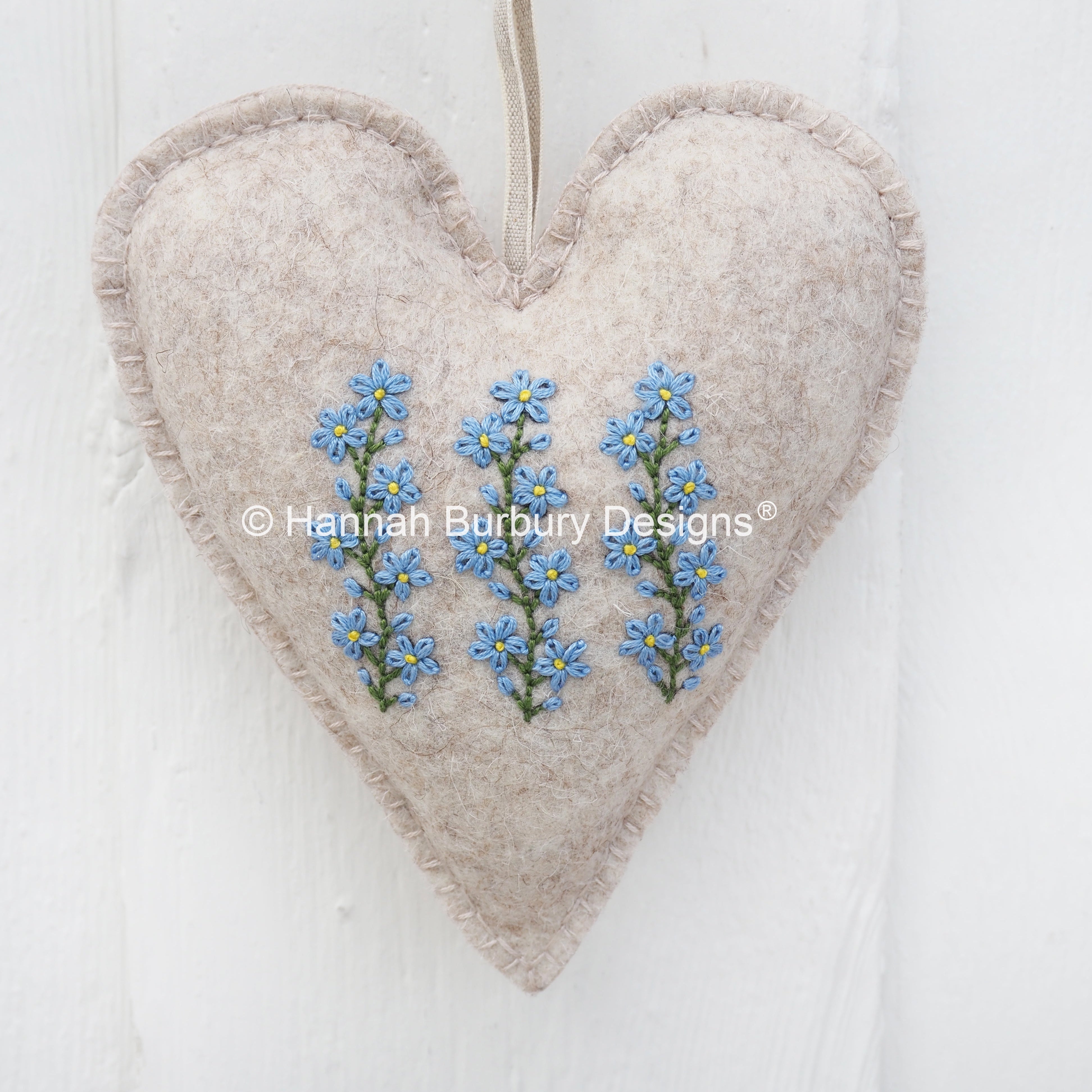 “Philomena” Kit – The French Needle