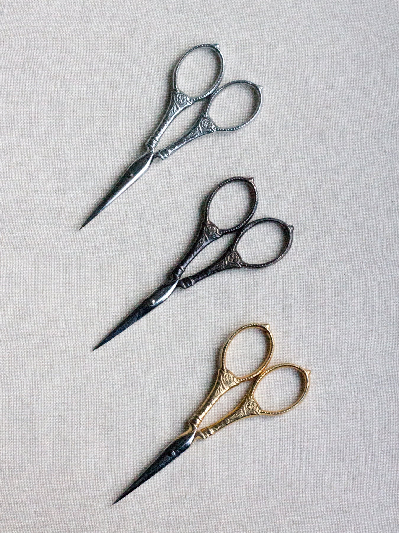 Scissors – The French Needle