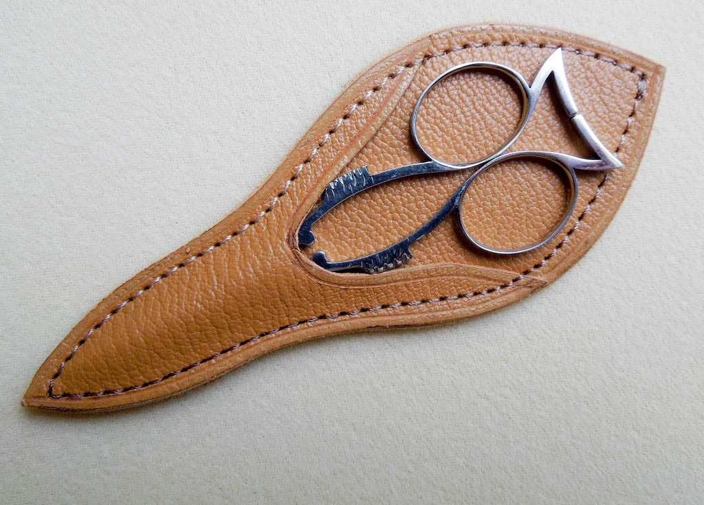 Scissors – The French Needle