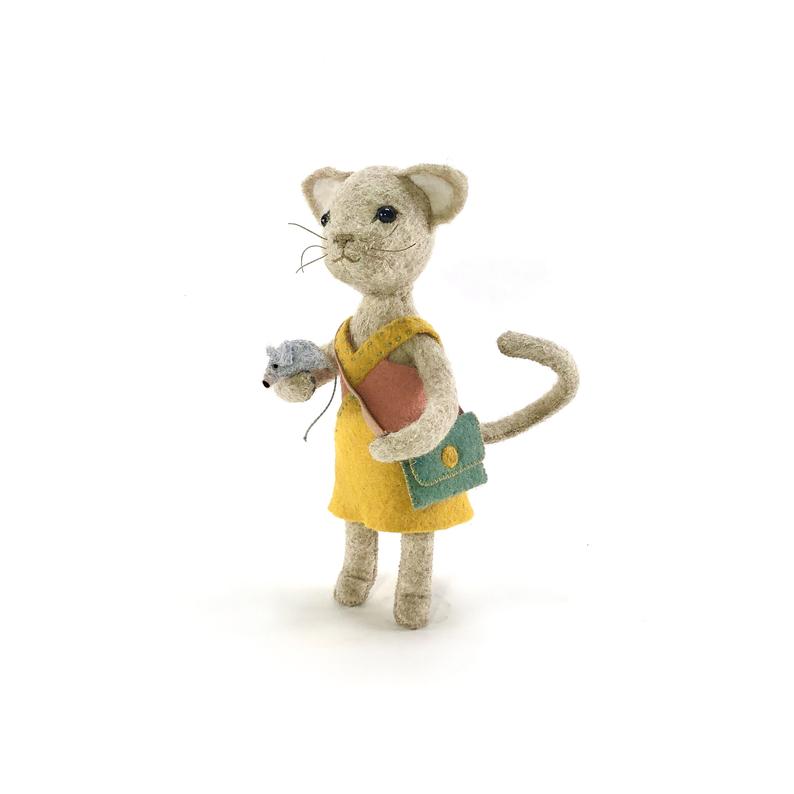 Cynthia Treen – The French Needle